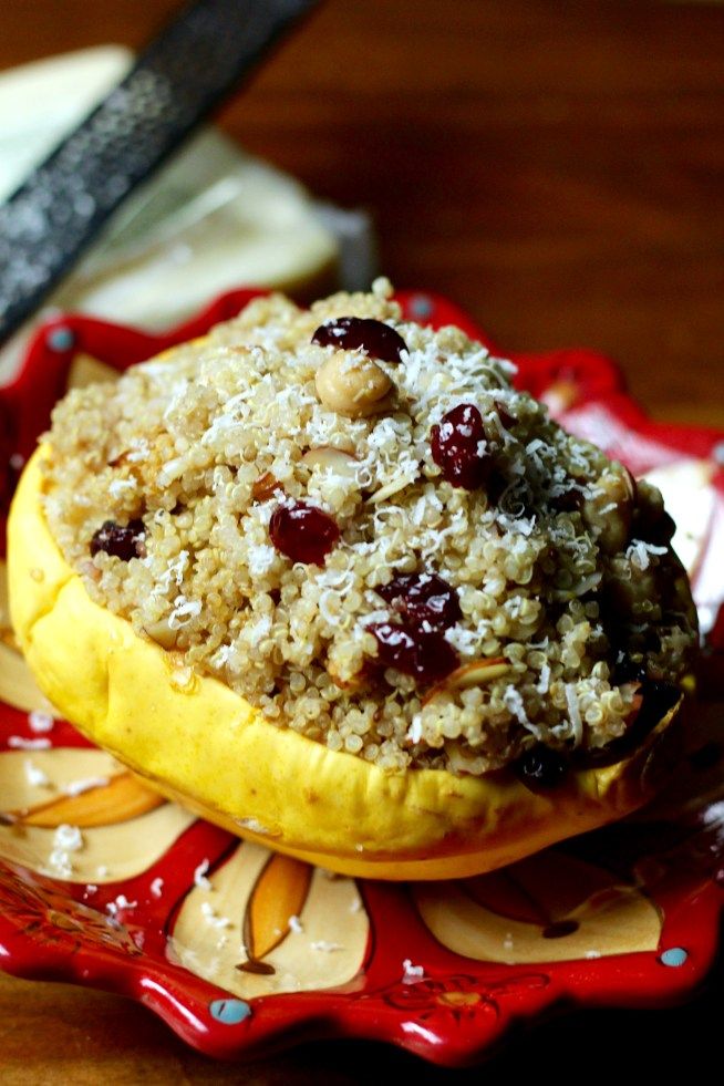 Quinoa Stuffed Acorn Squash with Shredded Cheese[OC] | Scrolller