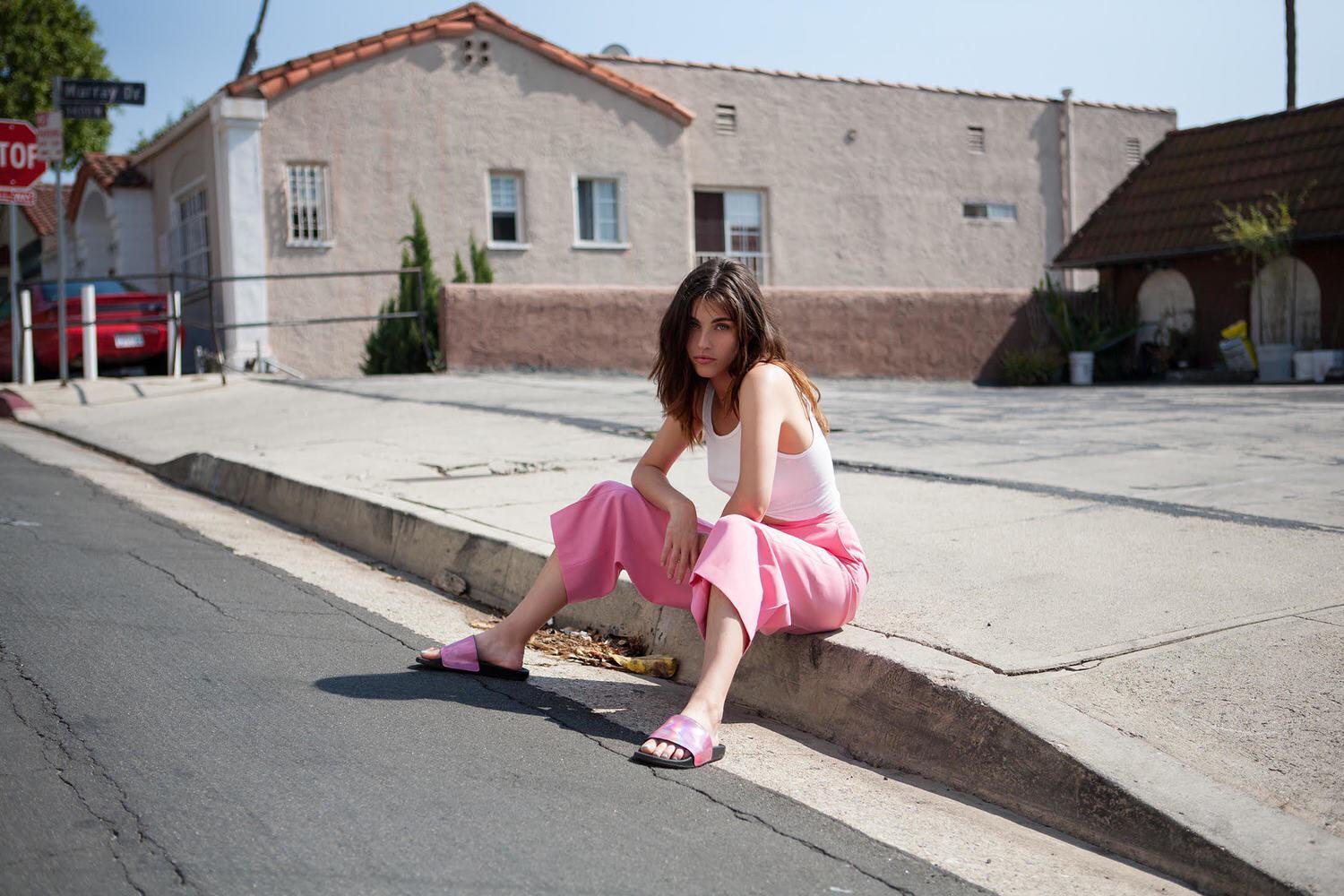 Rainey Qualley | Scrolller