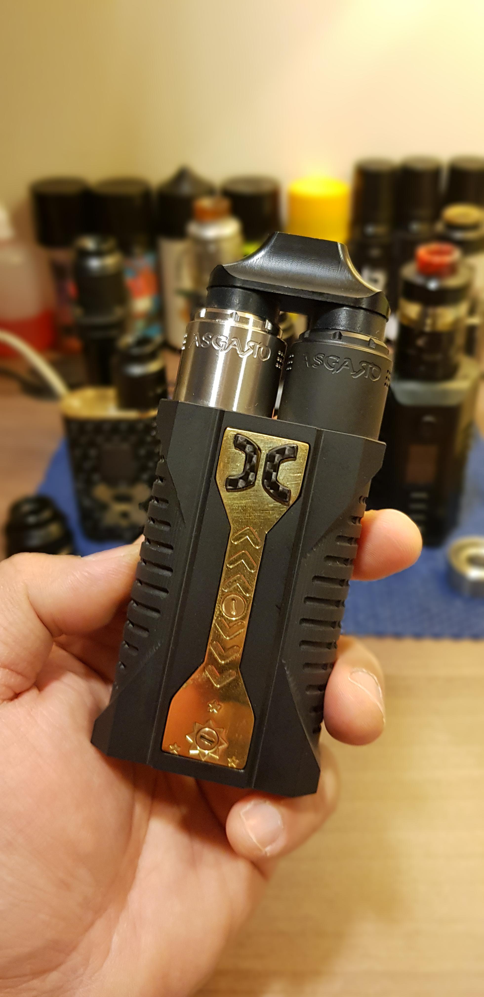 Random vapers: What's better than the Asgard Mini RDA? Me: Two Asgard Mini RDAs!! 😉😁🤣💨💨 | Scrolller