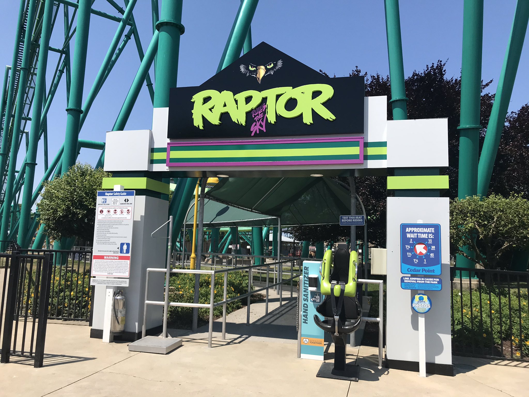 [Raptor at Cedar Point] has had its sign repainted! | Scrolller