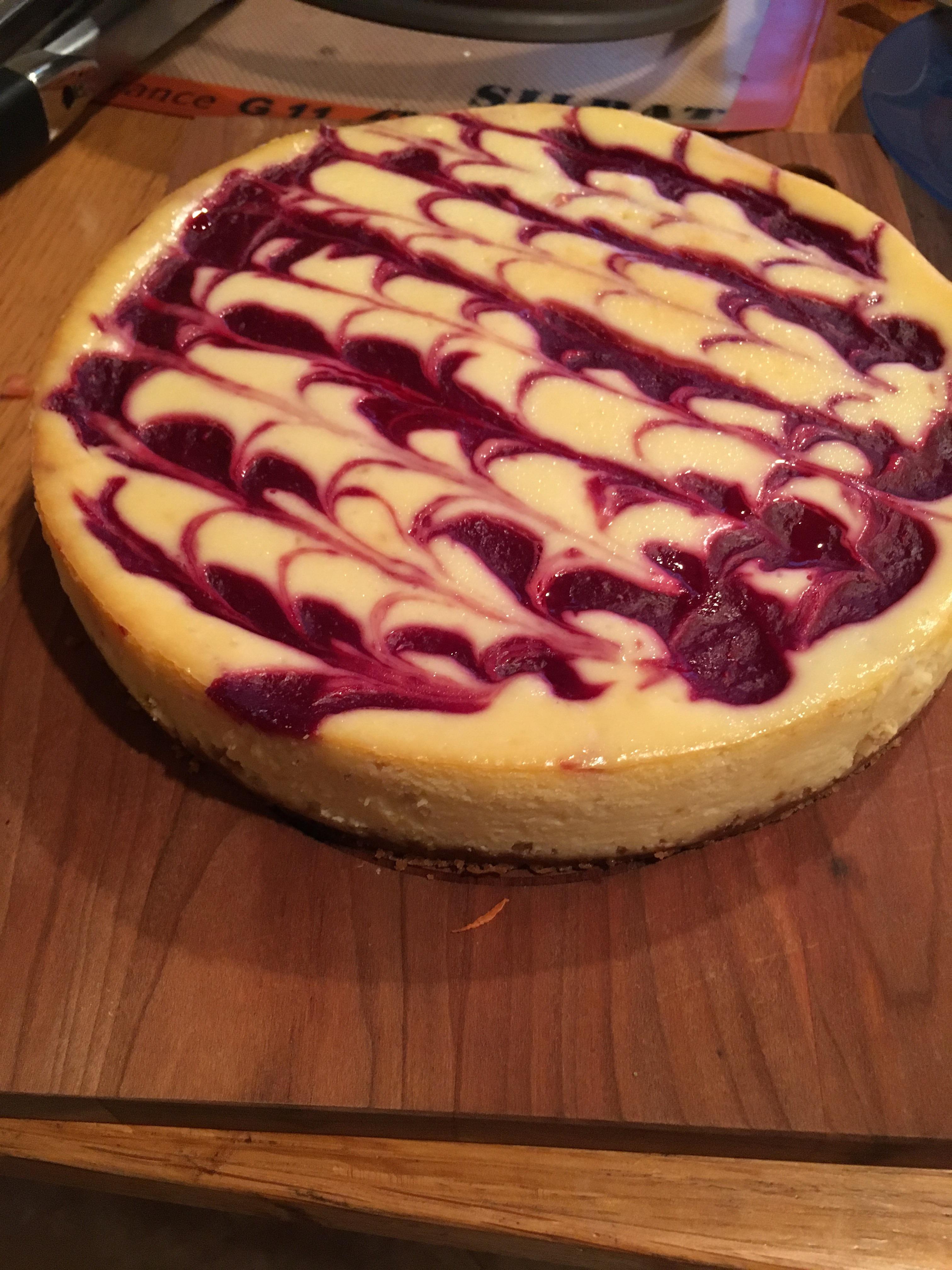 Raspberry White Chocolate Cheesecake | Scrolller