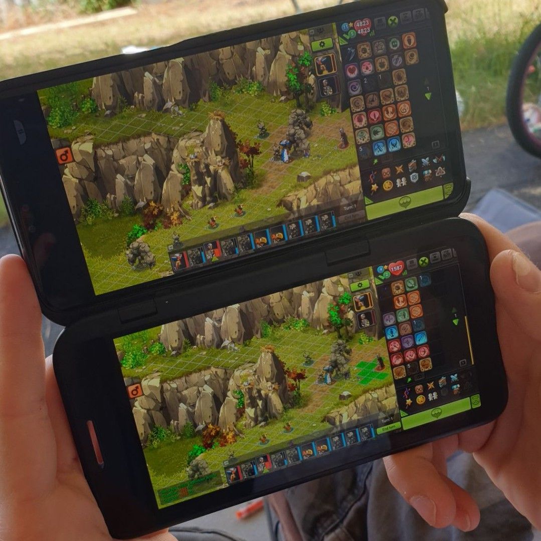 Rate my dual screen setup | Scrolller