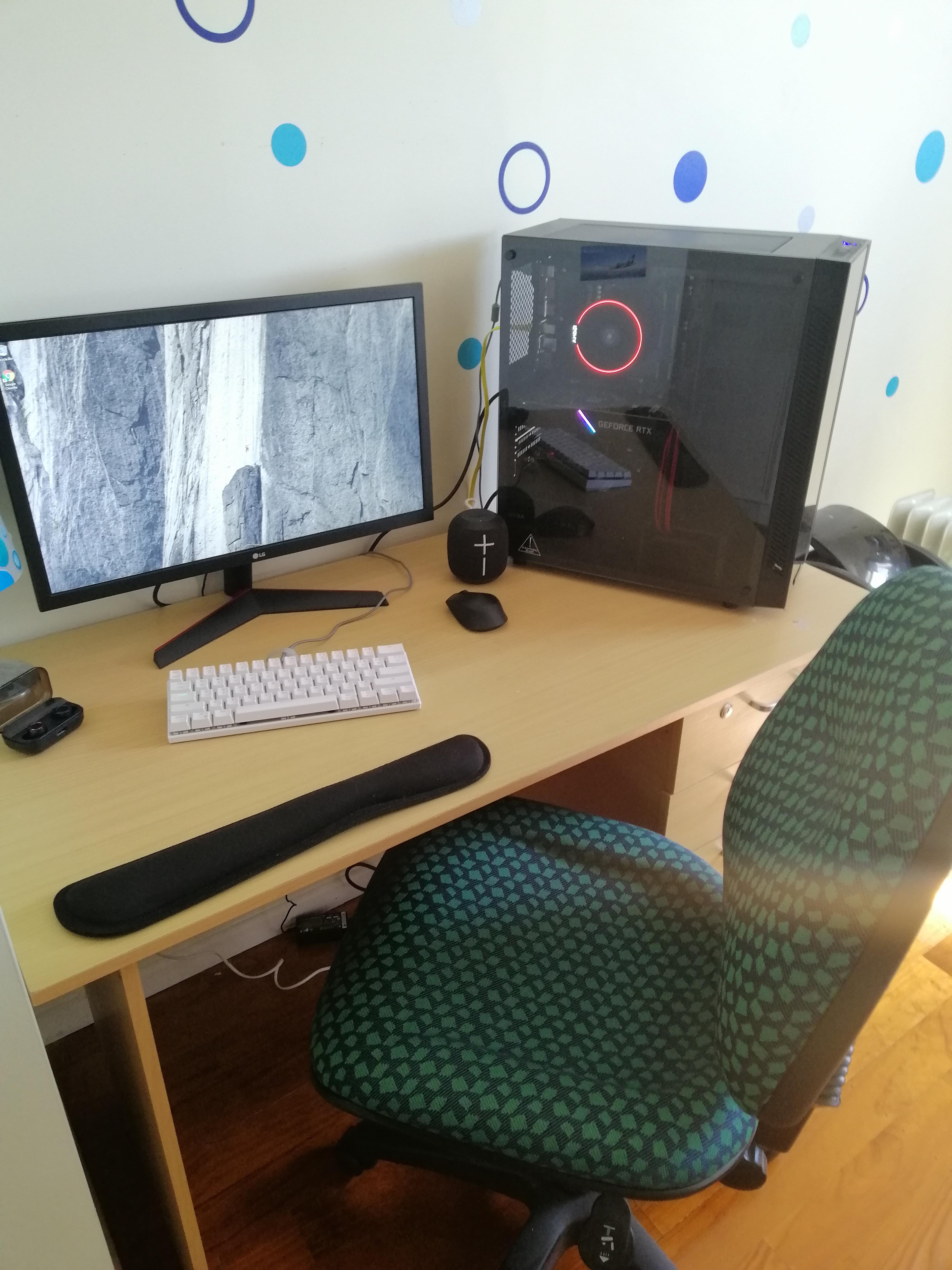 Rate my setup | Scrolller