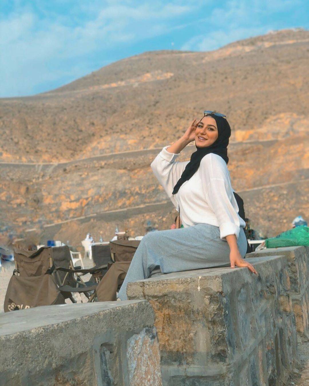 Raya Berakdar | Scrolller