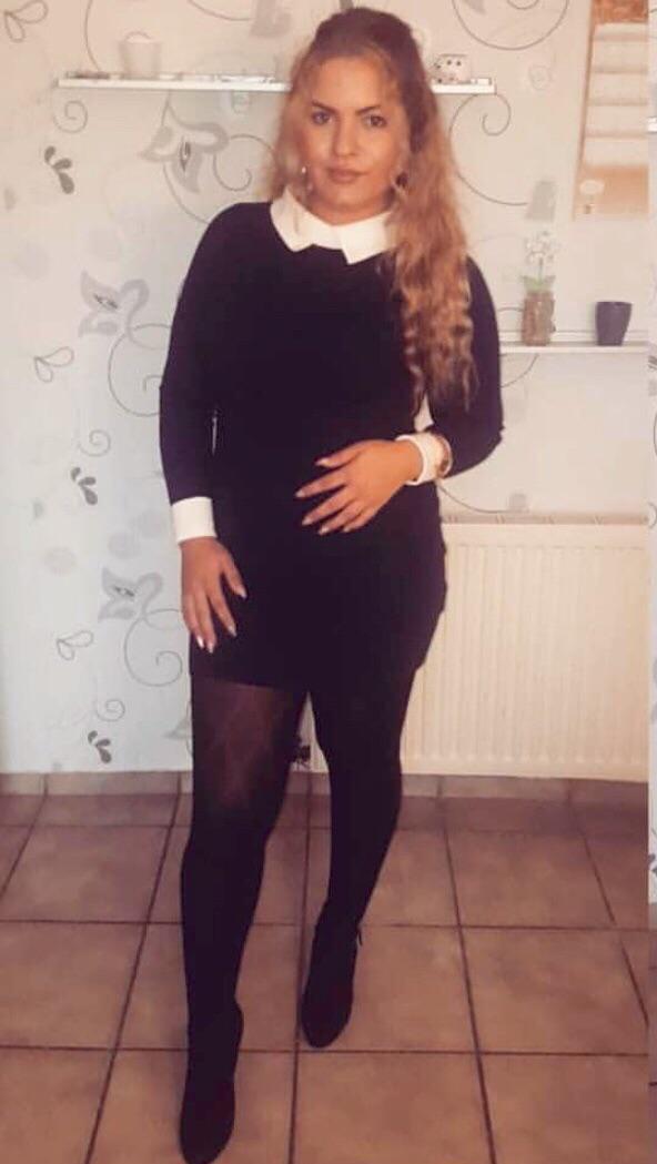 Looking For A Bbc 🎀 Scrolller