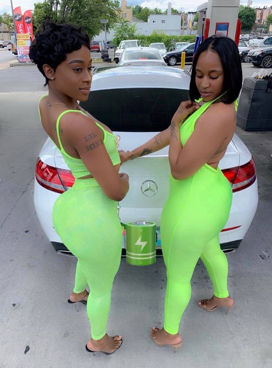 Real sisters Ch3rok33Badd and Beehive__ from Baltimore both have OF | Scrolller