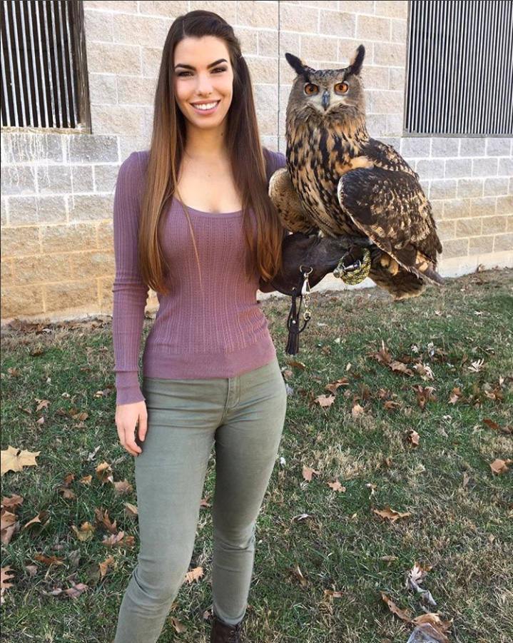 RealGirls - Good with animals - spitz1 | Scrolller