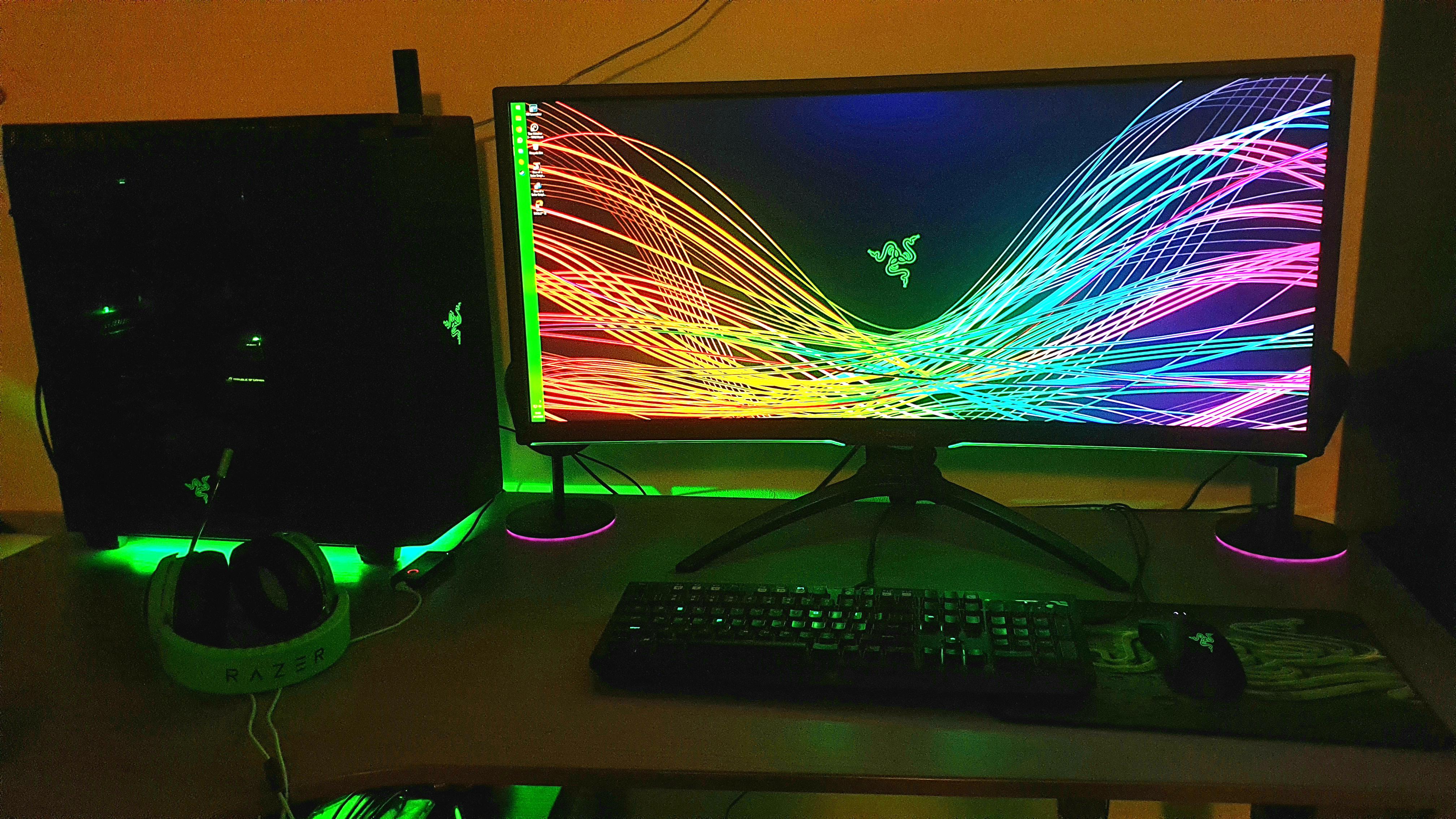 Really happy with my current setup! | Scrolller