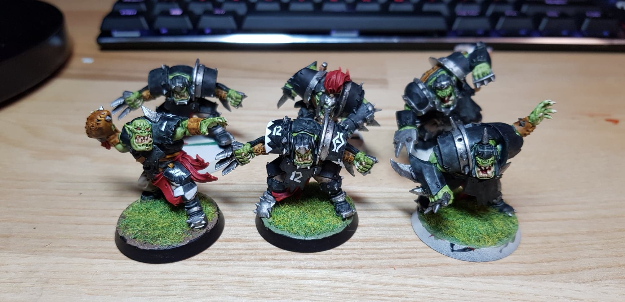 Recently bought the starter set and just started painting my first miniatures. Would love some ...