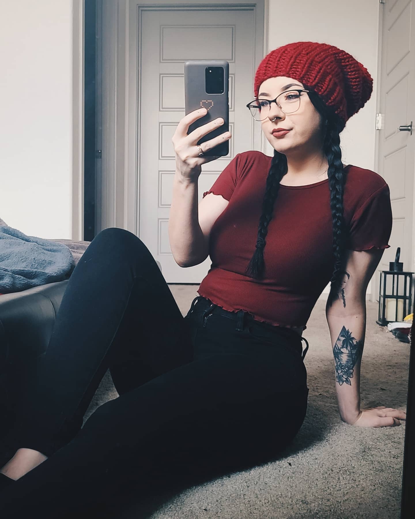 Red is my favorite color | Scrolller