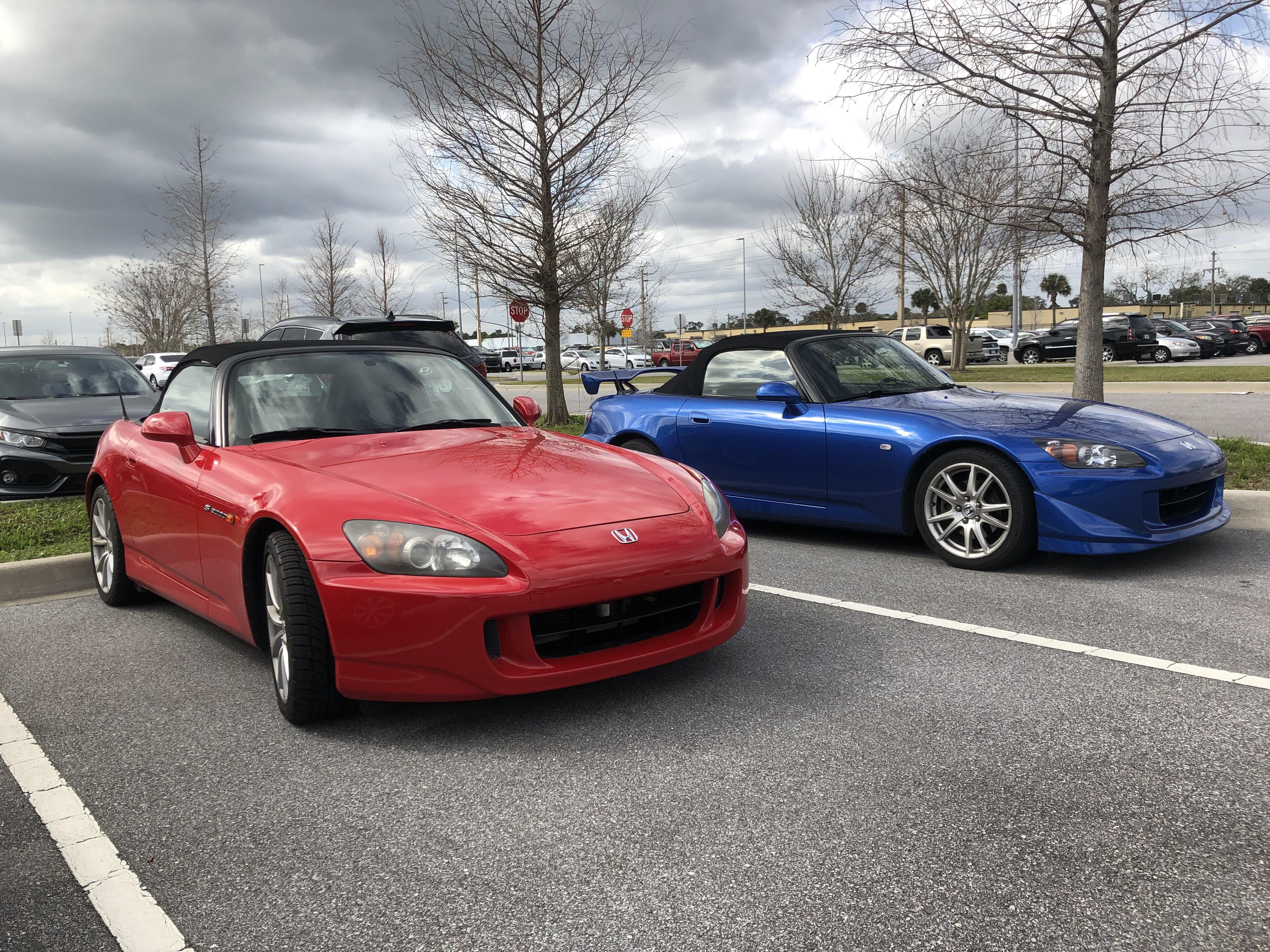 Red vs Blue | Scrolller