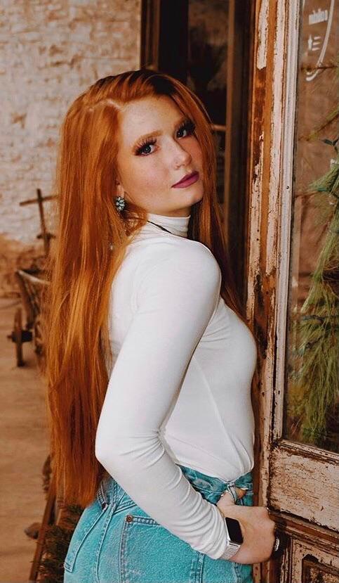 Redhead Beauty (iktr) | Scrolller