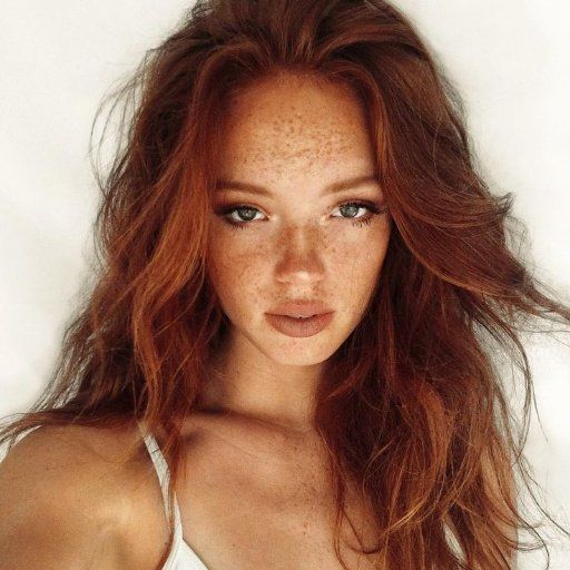 Redhead model | Scrolller