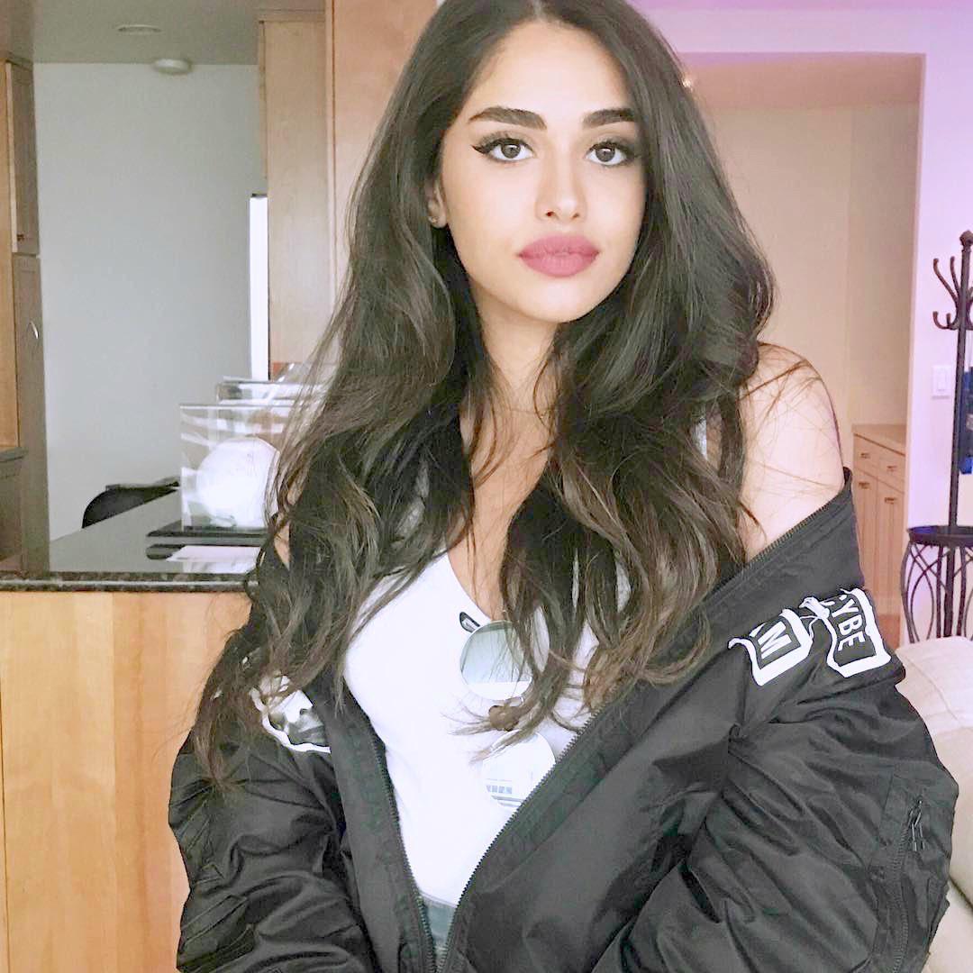 Reem alsanea | Scrolller