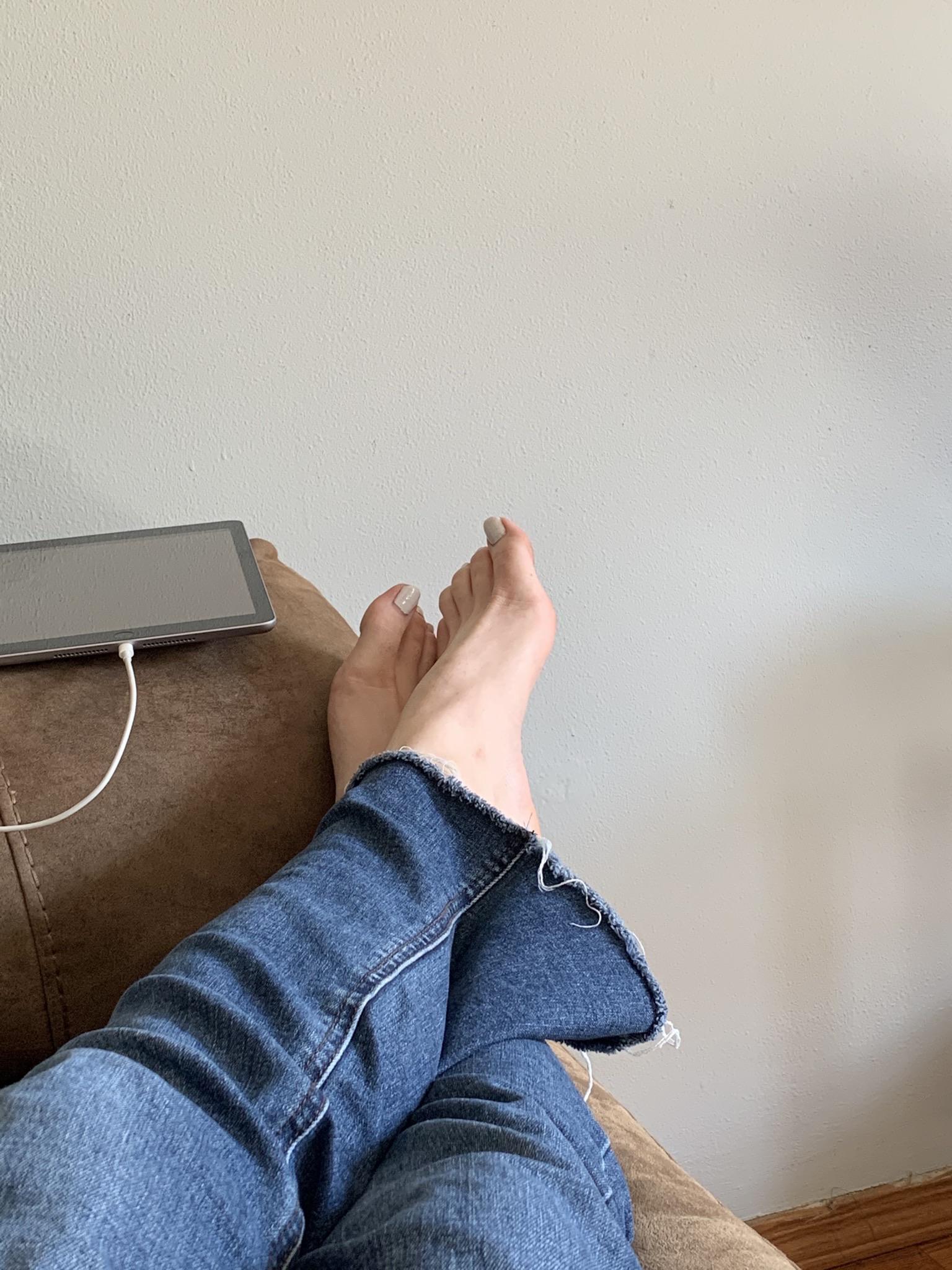 Relaxing | Scrolller