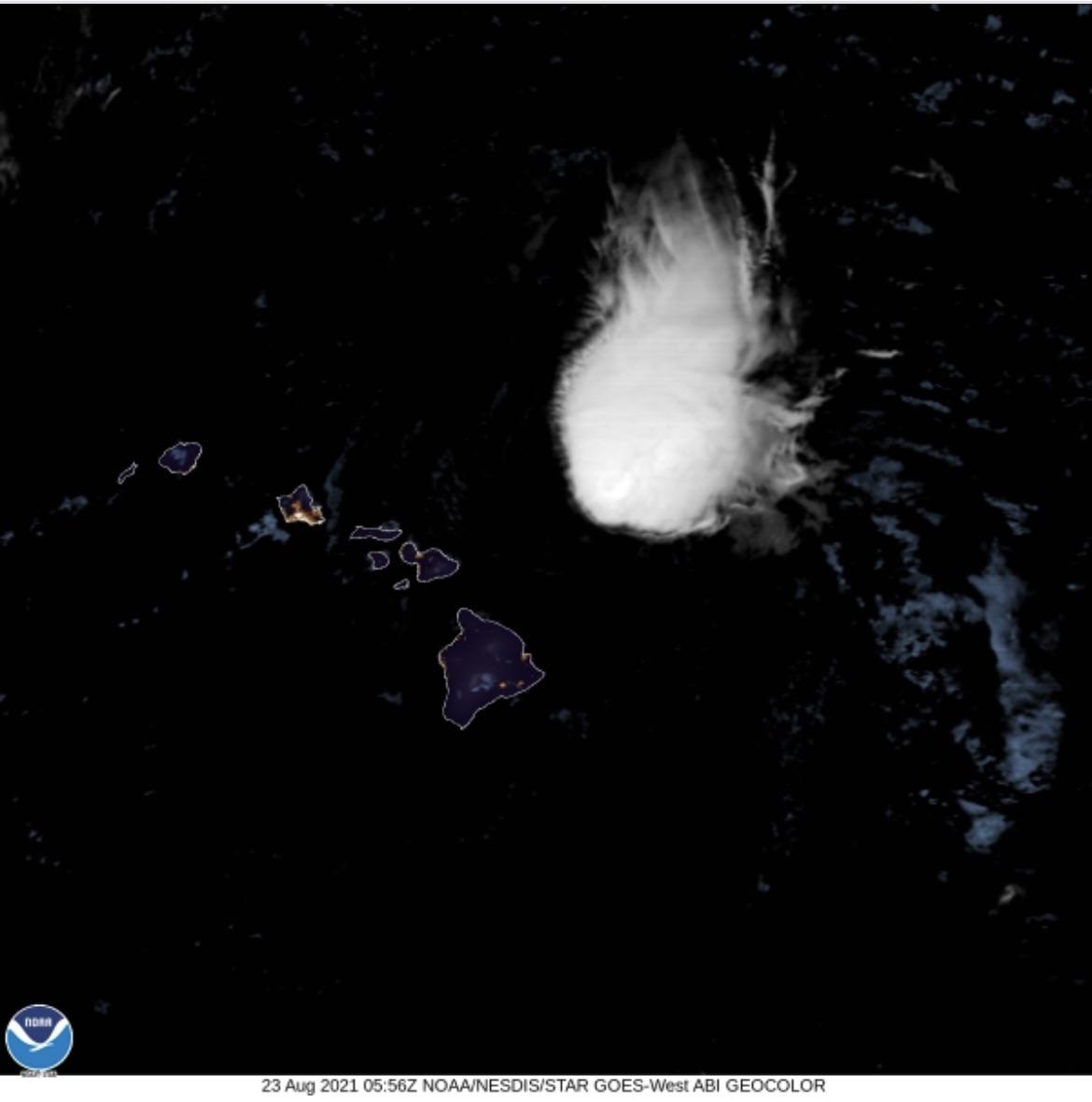 Remnant low (Former TC Linda) approaching the Hawaiian islands [GOES-17 Satellite] | Scrolller