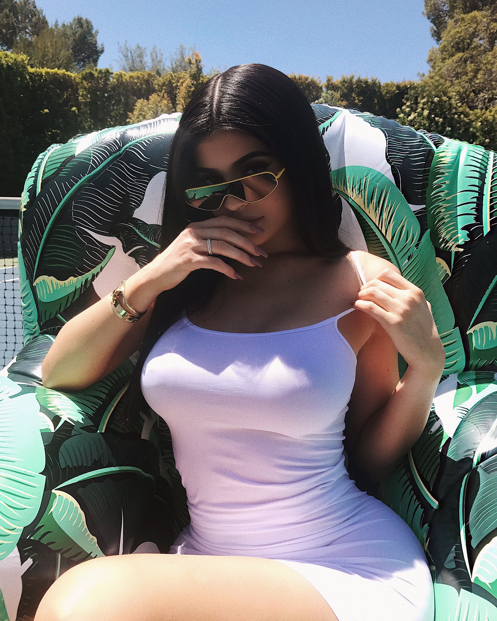 [REQUEST] Kylie Twitter | Scrolller