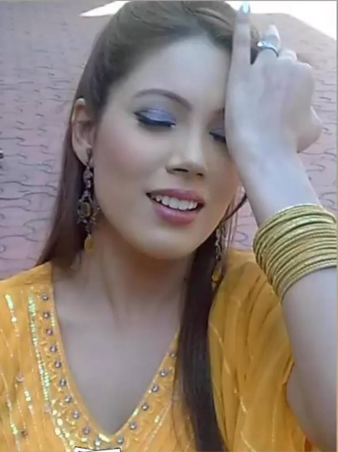 Retro Babita ji | Scrolller