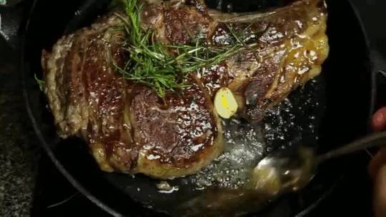 Reverse Sear a Ribeye in the Oven | Scrolller