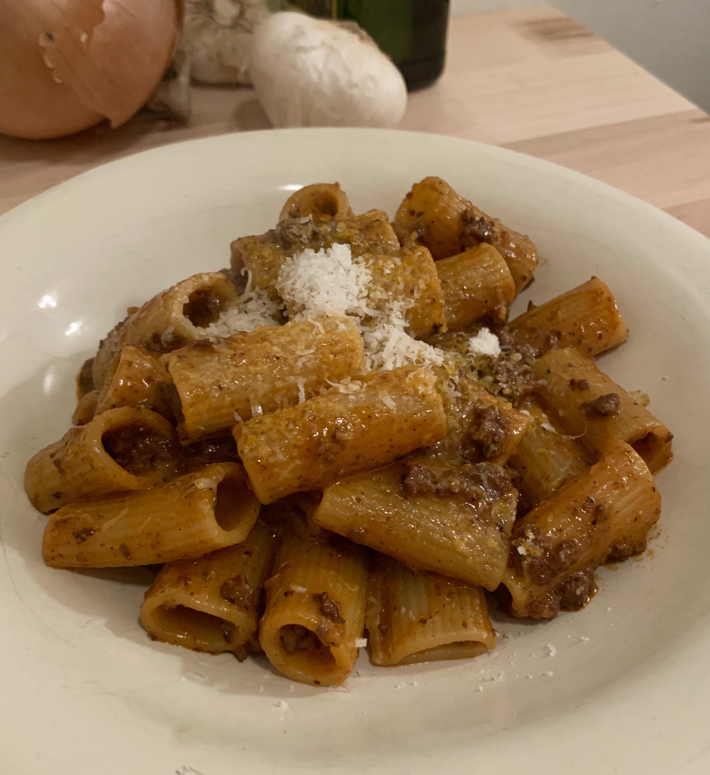 Rigatoni Bolognese | Scrolller