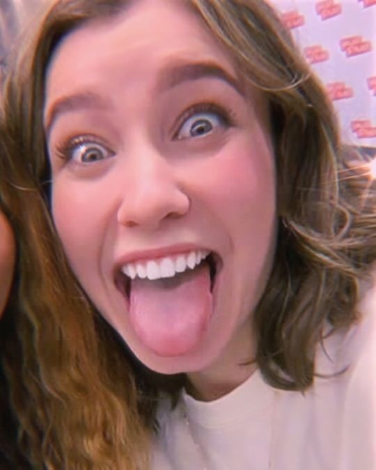 🤪Rock Out Katelyn🤪 | Scrolller