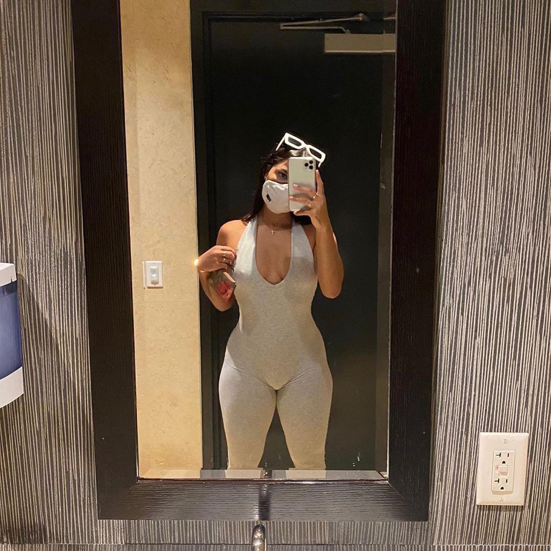 Rocking the one-piece! | Scrolller