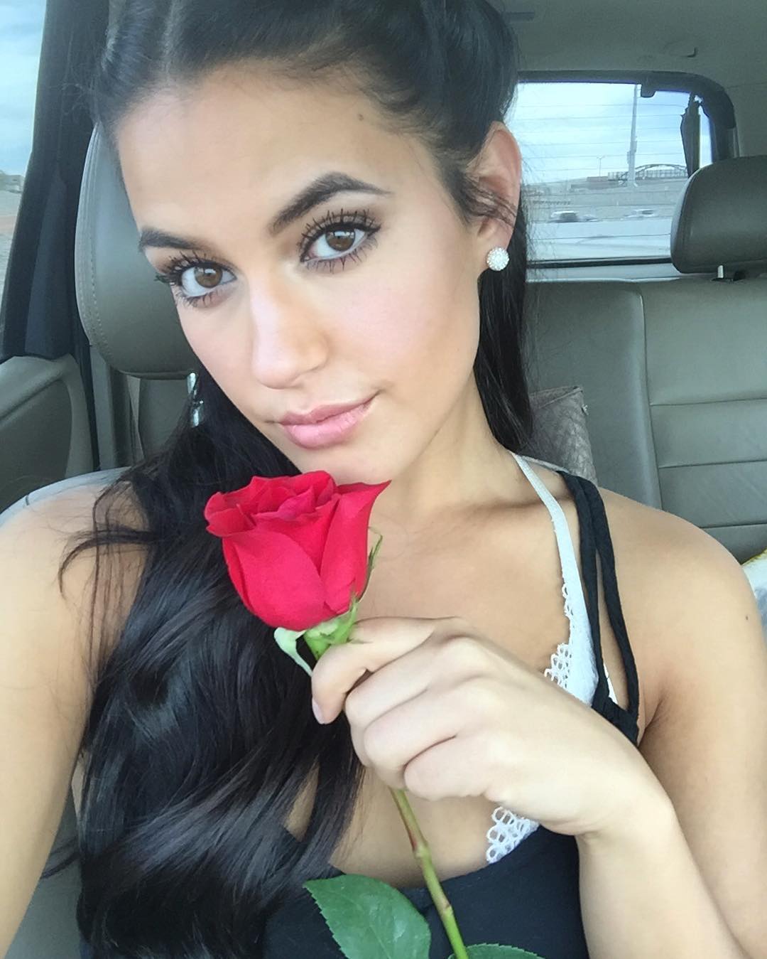 Rose (MIC)..... x-post from /r/MixedRaceGirls | Scrolller