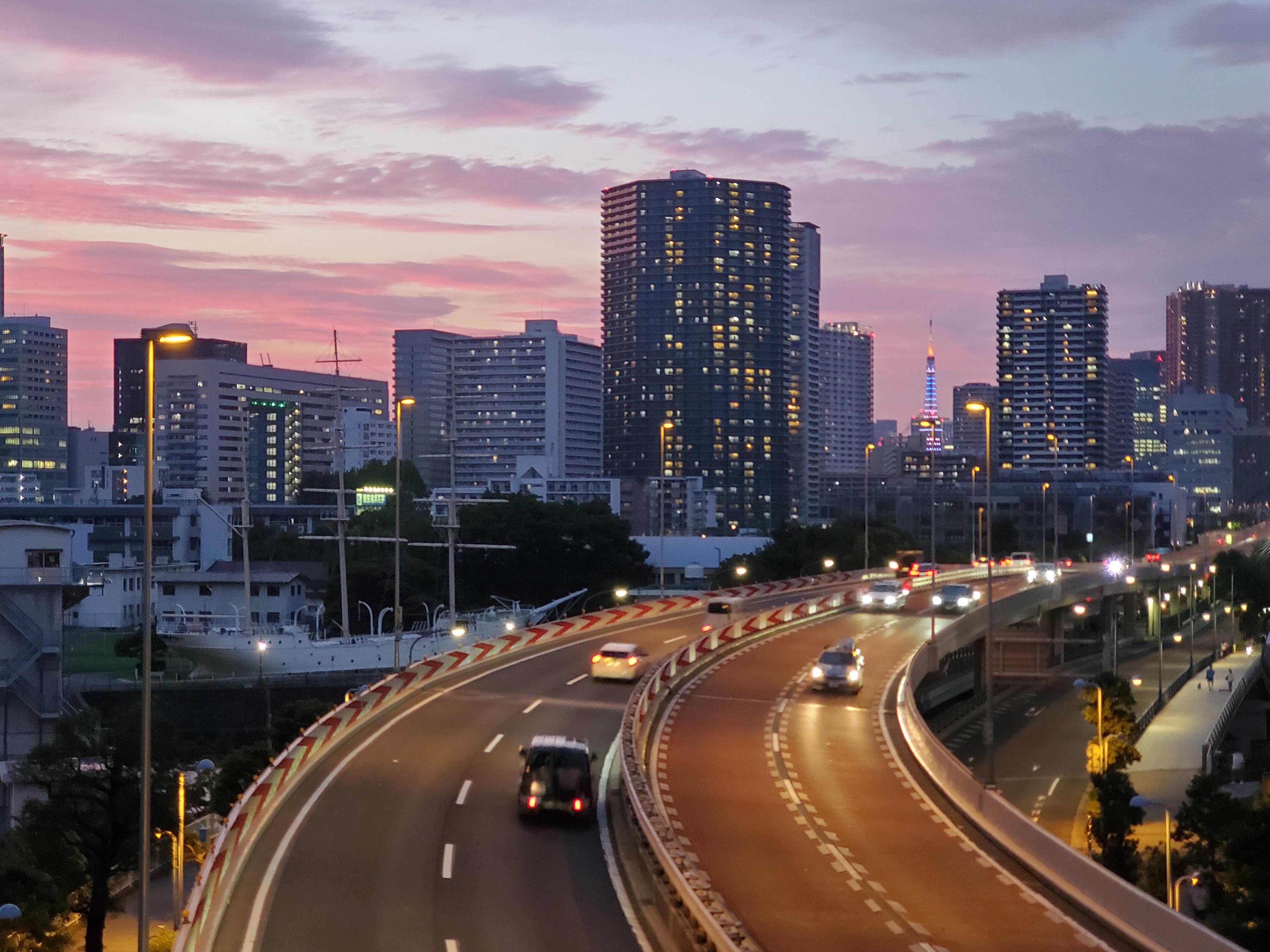 Rosy evening on the isle | Scrolller