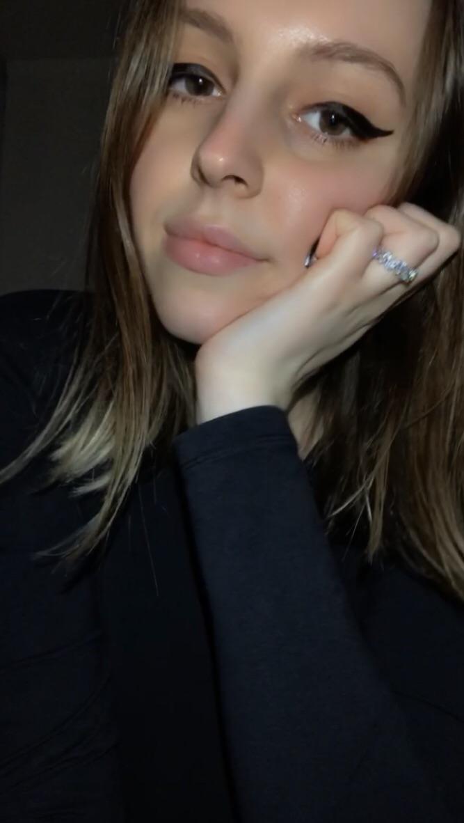 ⚡️ rosy face ⚡️ | Scrolller