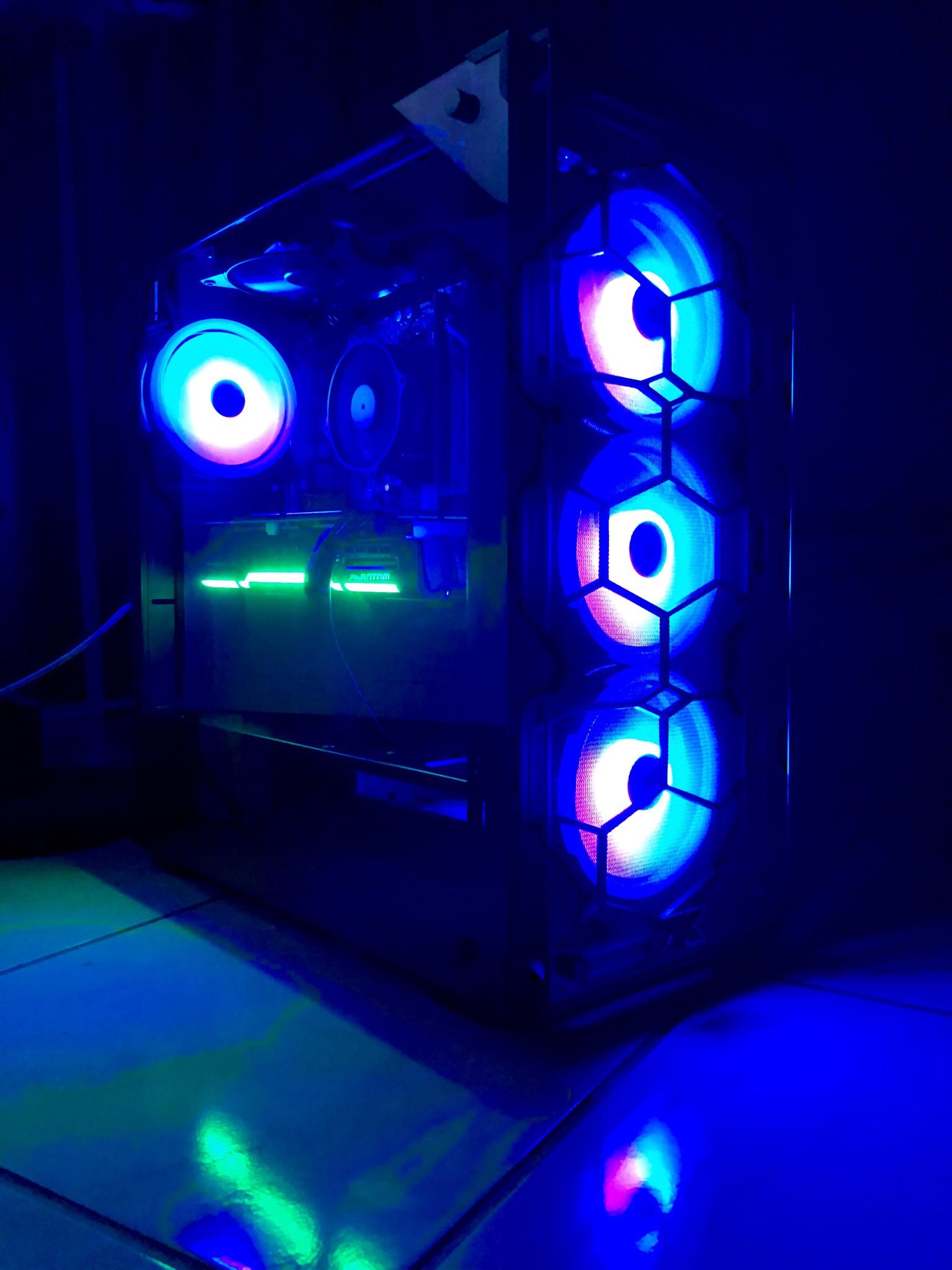 RTX ON, RGB ON | Scrolller