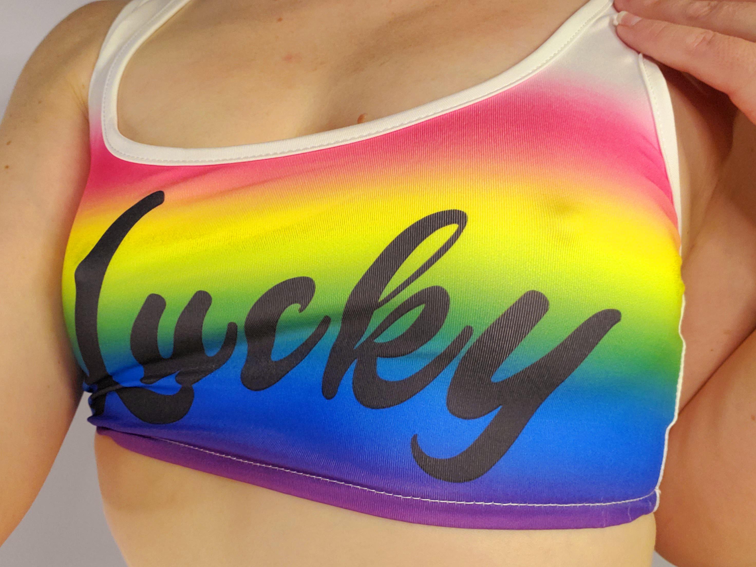 Rub 'em for good luck 😉 | Scrolller