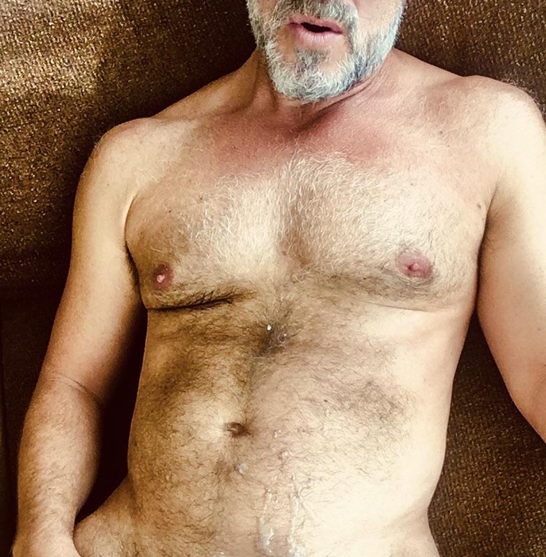 Rub it in (51) | Scrolller