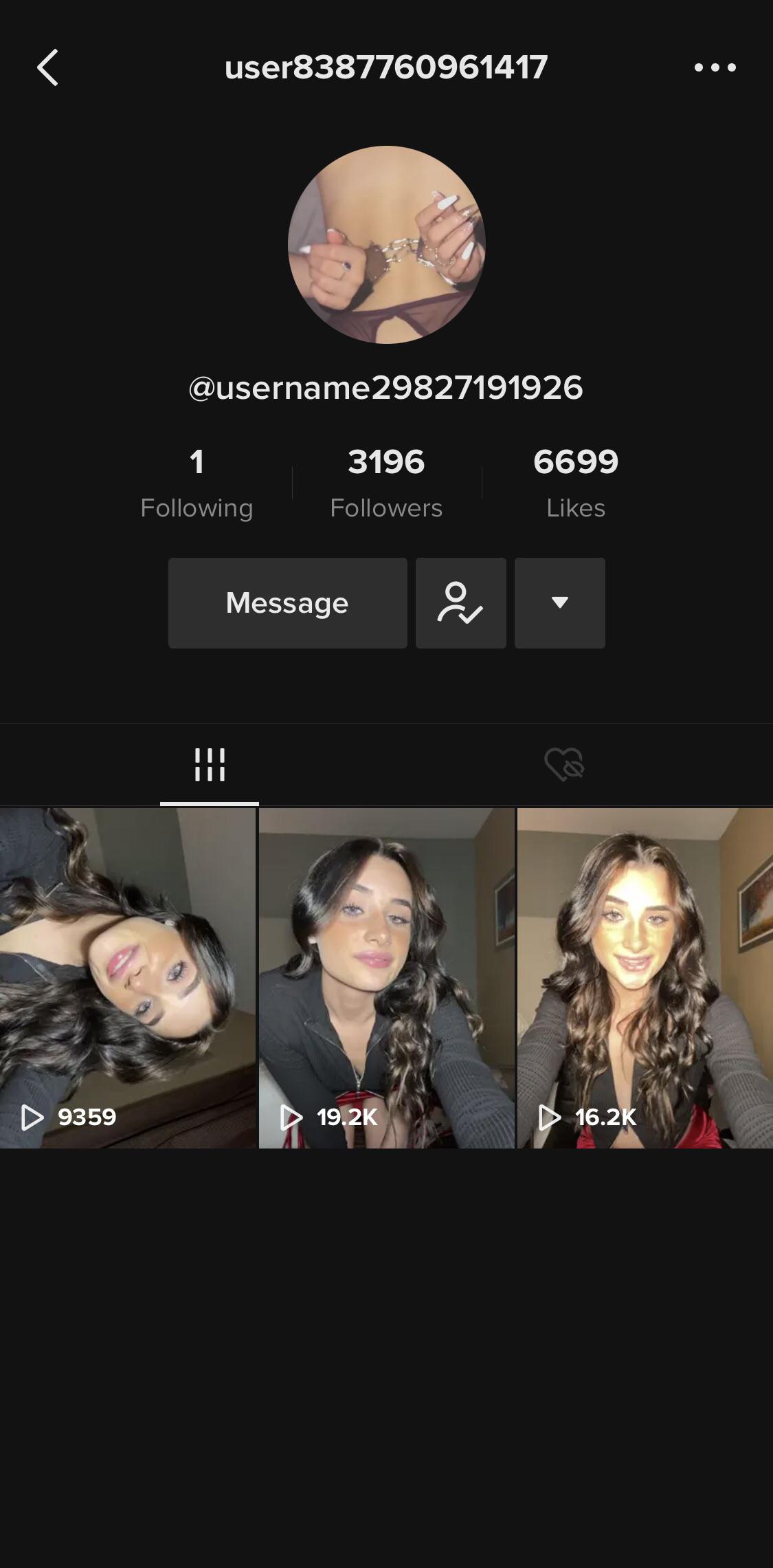 RUN UP THE TIKTOK TO 10K SO SHE GOES LIVE | Scrolller