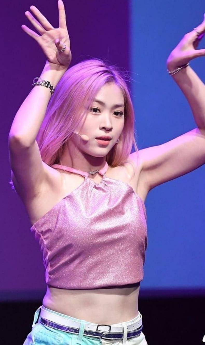 Ryujin's Pits (ITZY) + 3 in comments | Scrolller