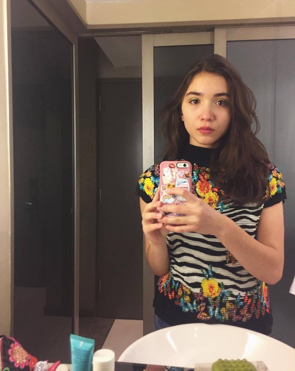 Sad but Poised | Scrolller