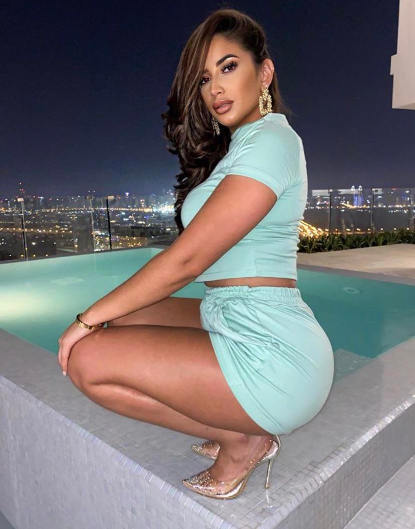 Sahara Santos | Scrolller