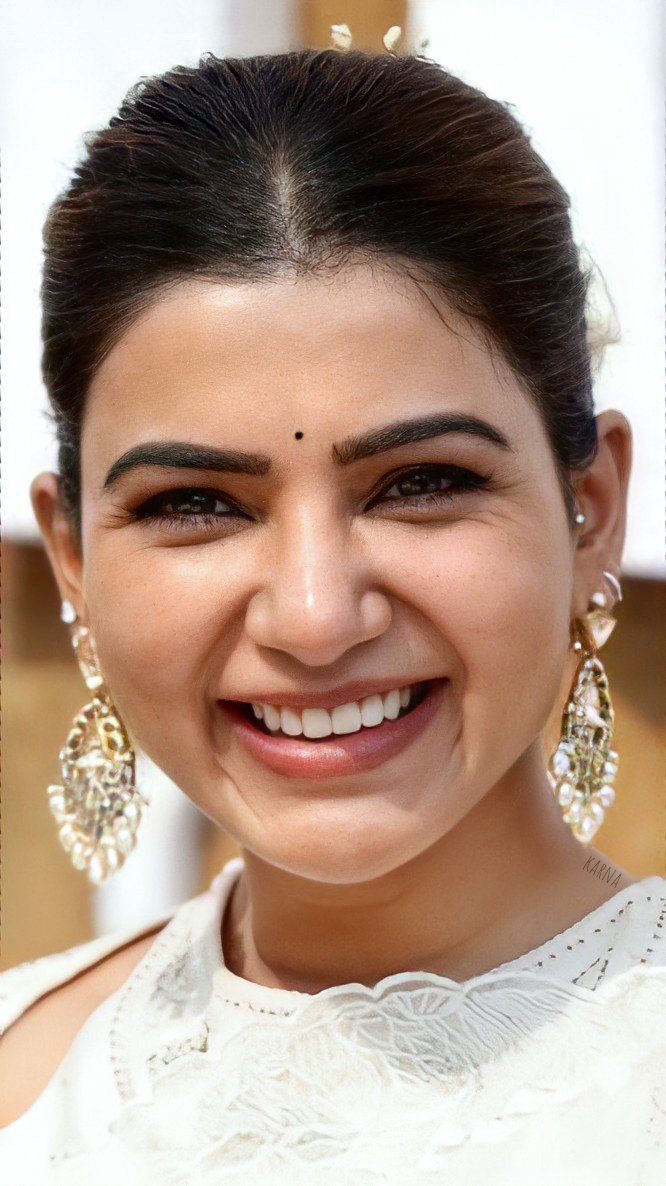Samantha ruth prabhu has the best facial features | Scrolller