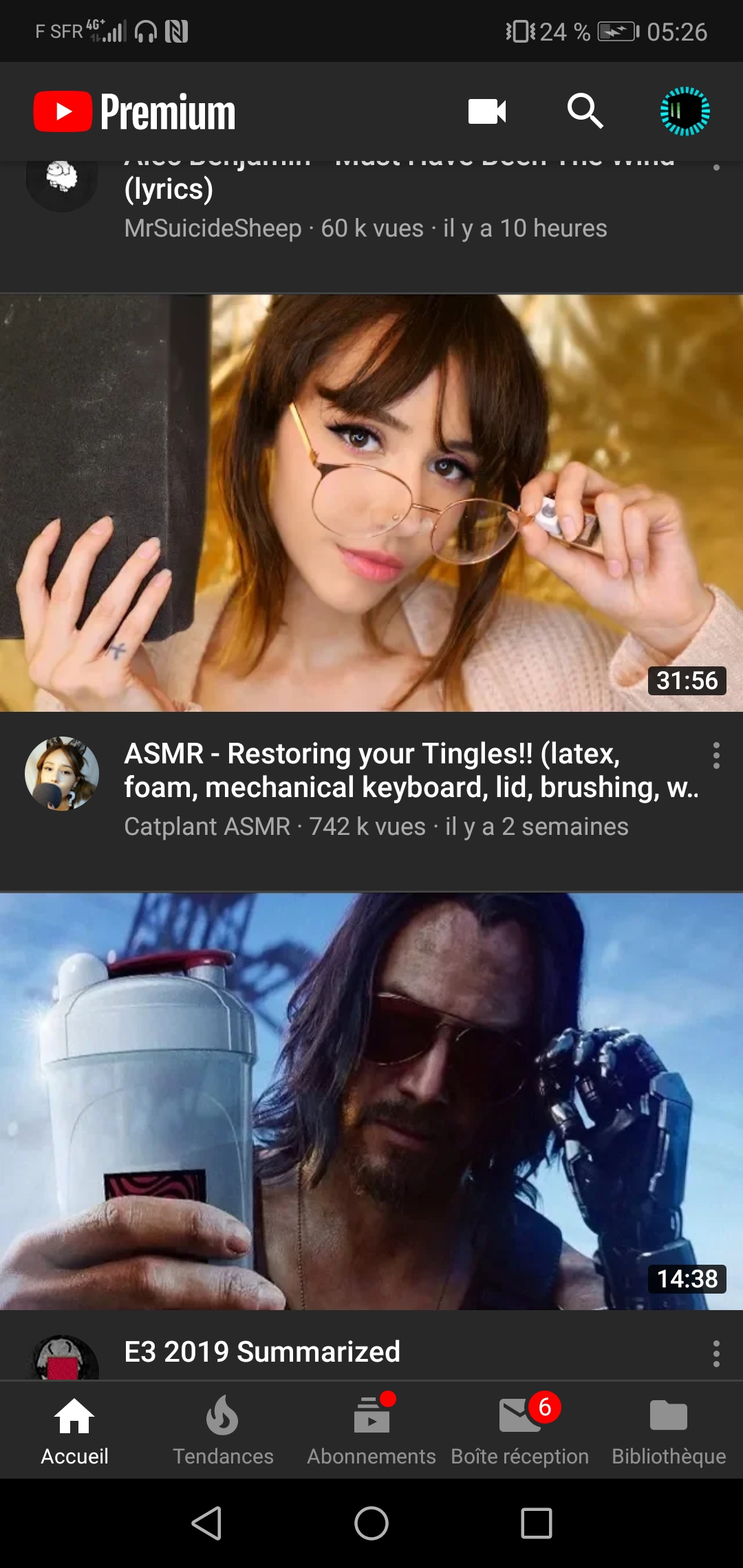 Same pose, different thumbnails | Scrolller