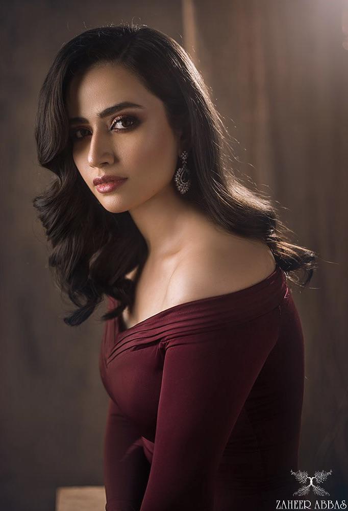 Sana Javed- Pakistani Actress | Scrolller