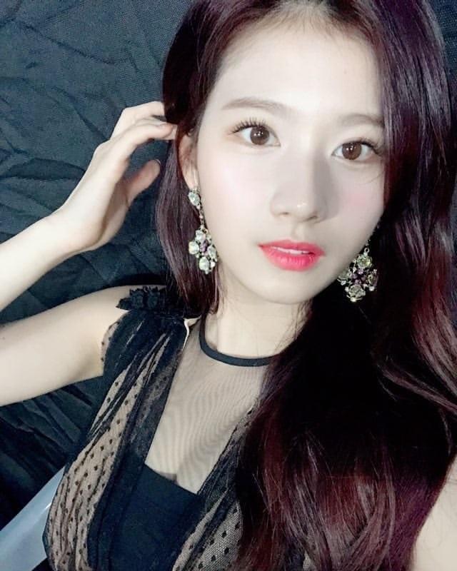Sana Selca | Scrolller