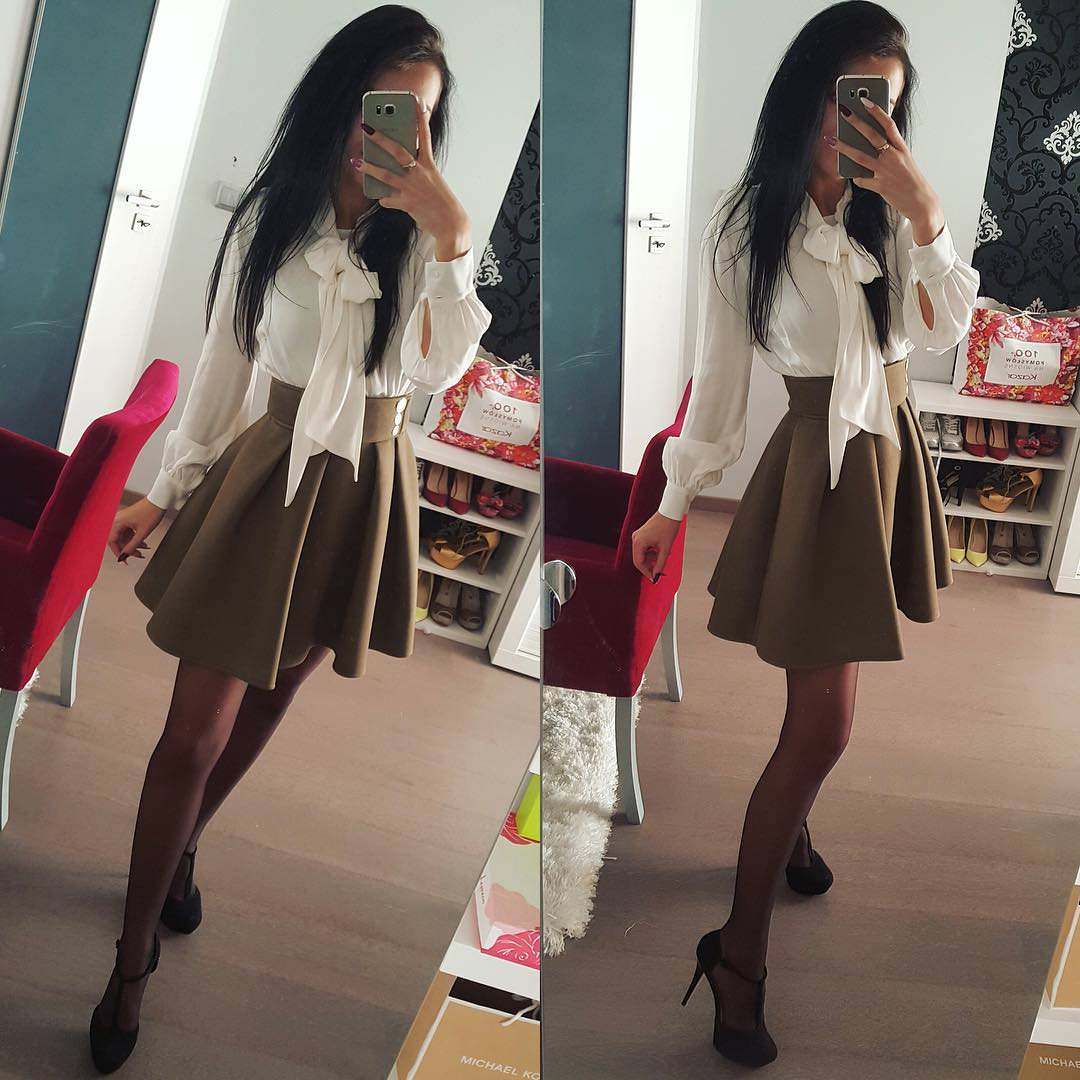 Sandra Lacka | Scrolller