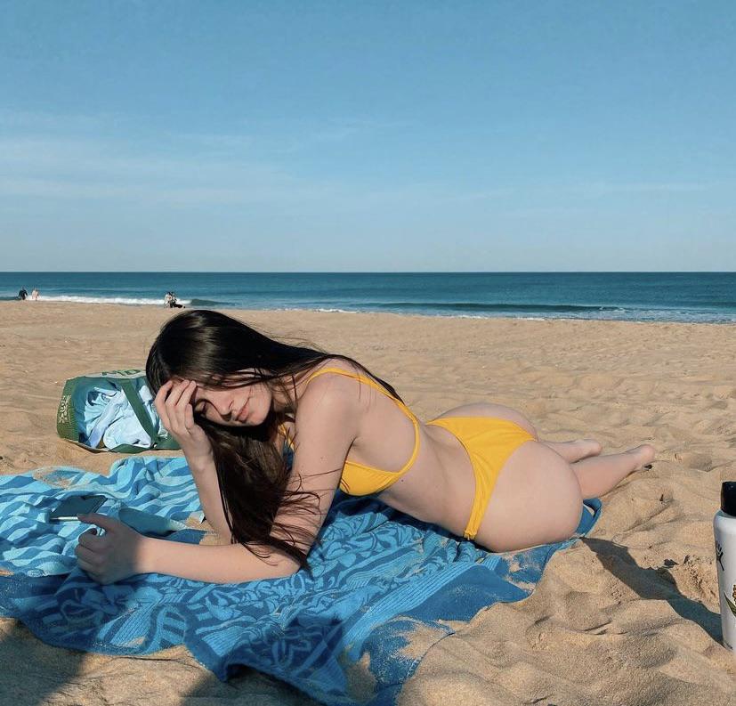 Sandy (AW) | Scrolller