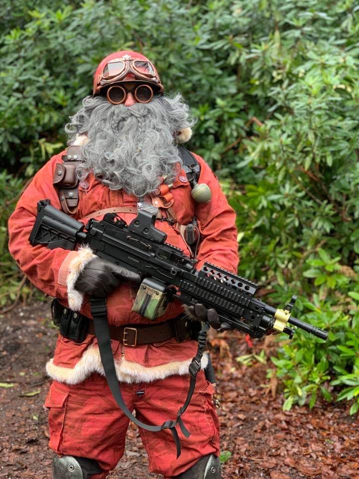 Santa is SLAYing | Scrolller