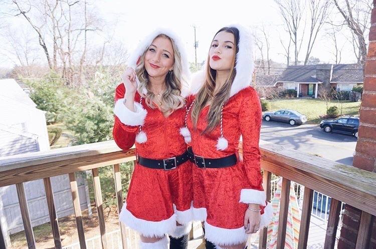 Santa’s helpers | Scrolller