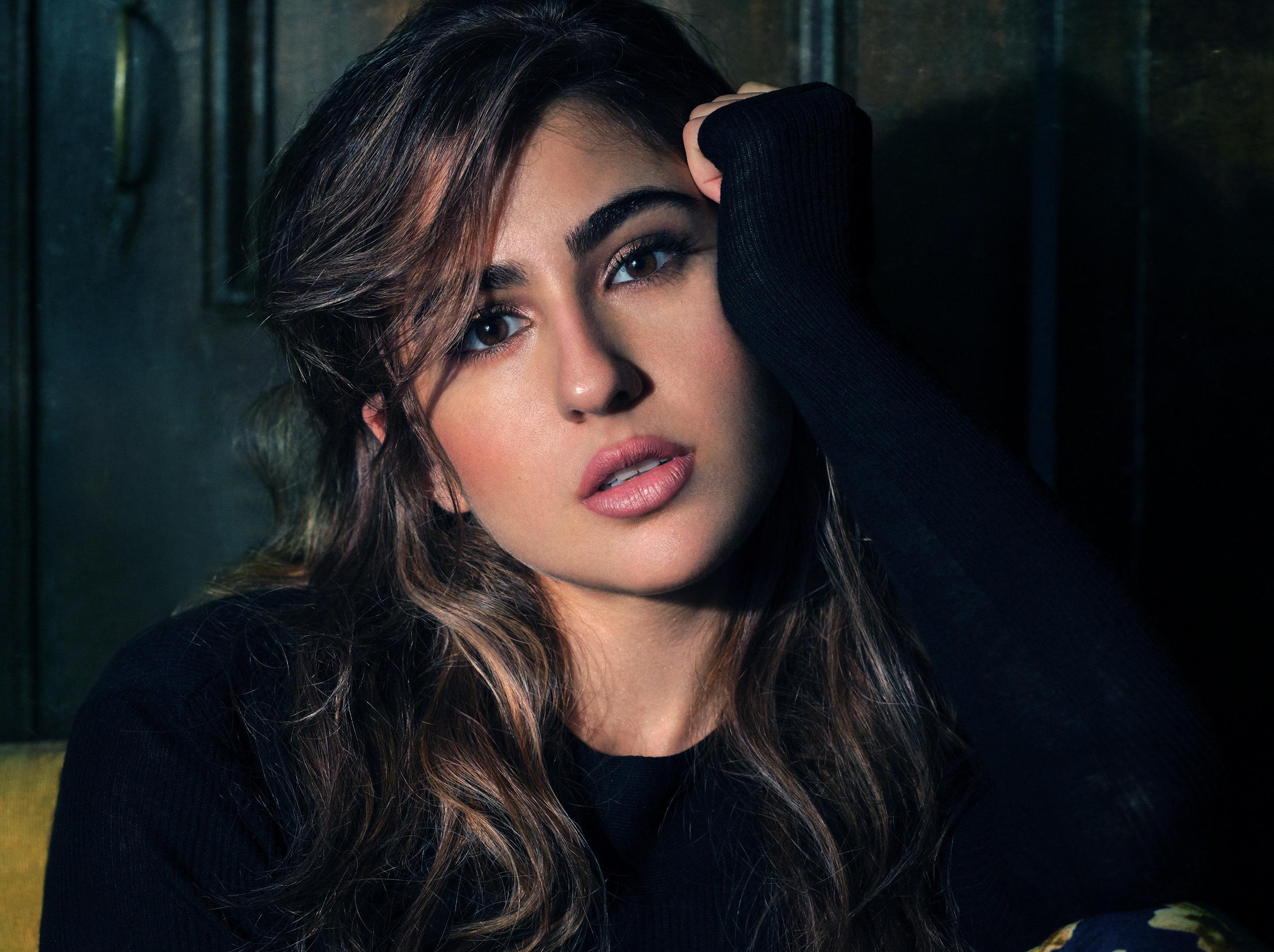 HBD cute Sara ali Khan UHD | Scrolller