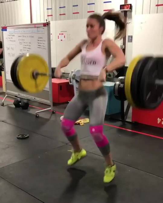 Sarah Decker [gif] | Scrolller