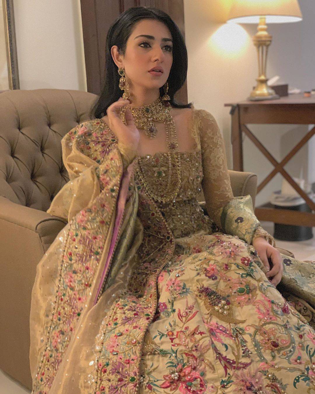 Sarah Khan | Scrolller