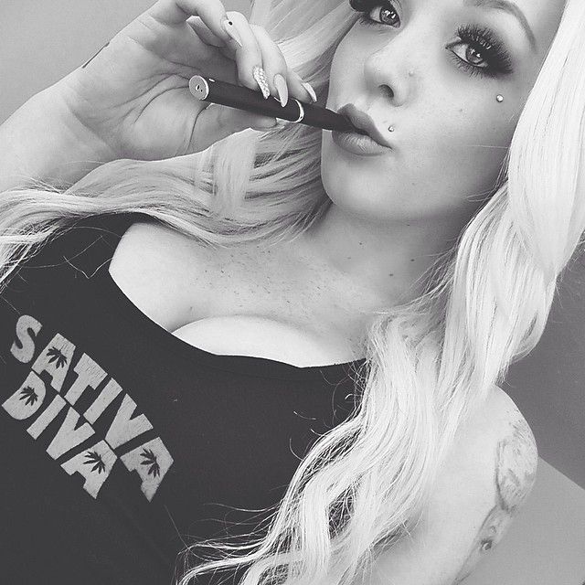 Sativa Diva | Scrolller