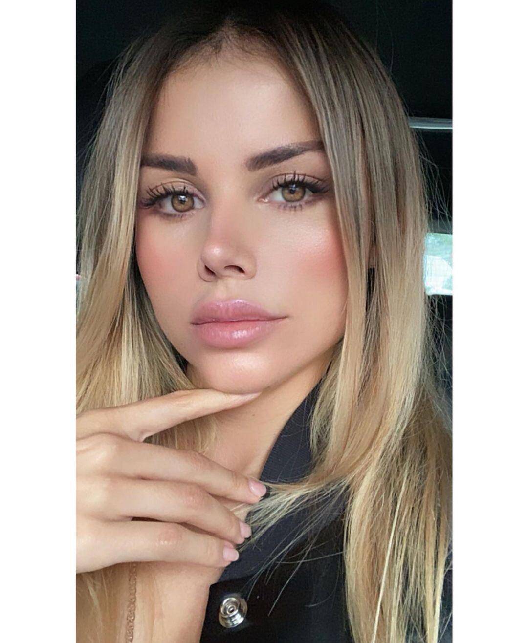 Saturday | Scrolller