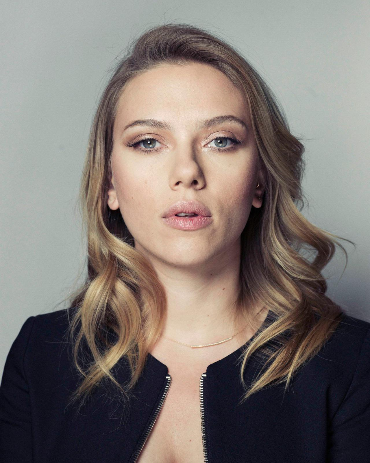 Scarlett Johansson (she wants your cum) | Scrolller